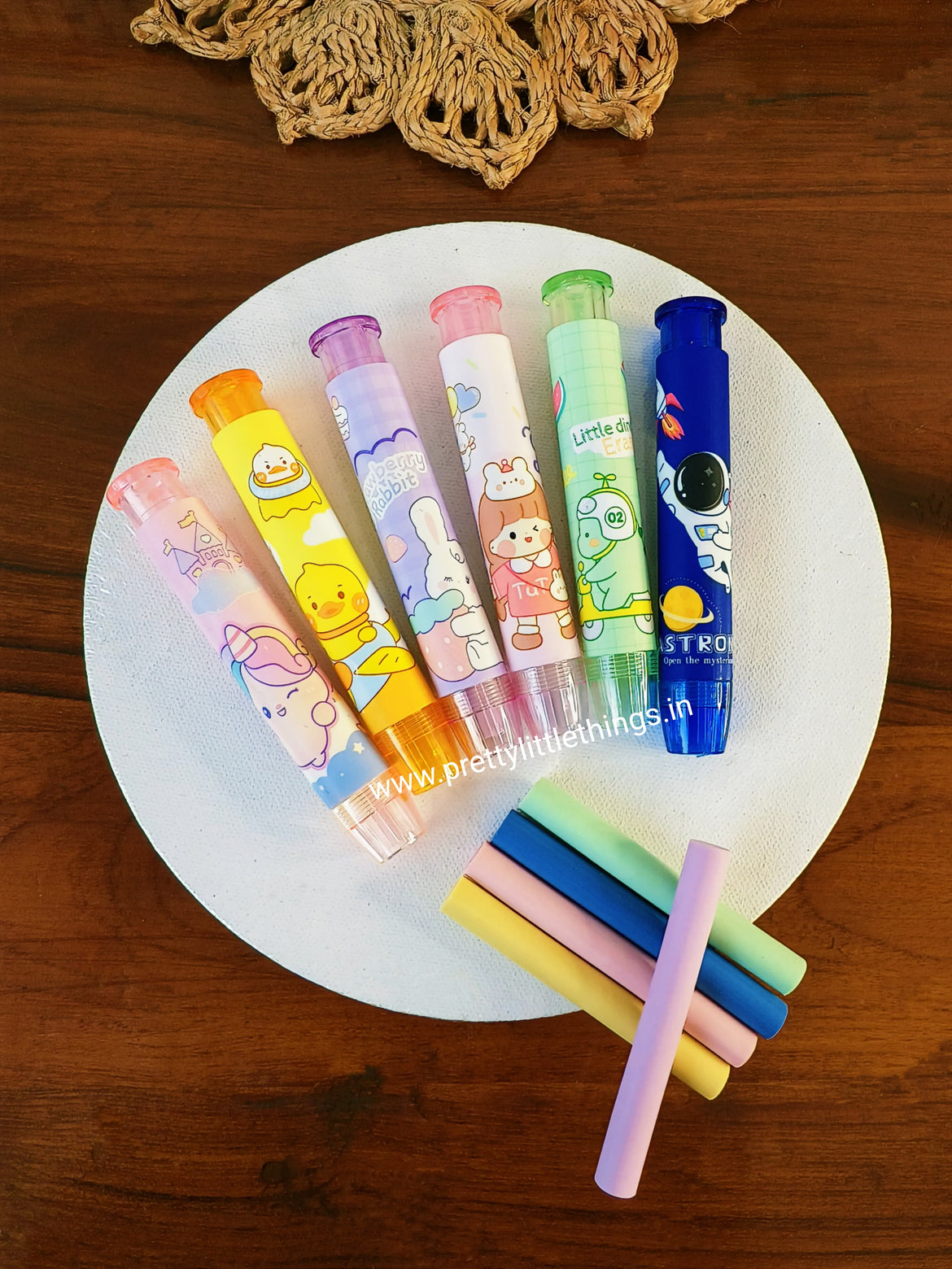 Space – Pretty Little Things